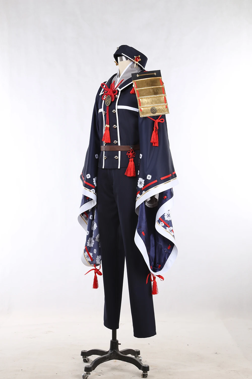 Touken Ranbu Hakusan Yoshimitsu Cosplay Costume Full Set - AllCosplay.com