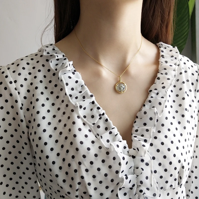 double sided figure pendant necklace Two-tone vintage Portrait creative ...