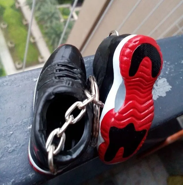 Klinge Rendern Gemietet jordan 4 schlüsselanhänger 3d Kran Verschiebung ...