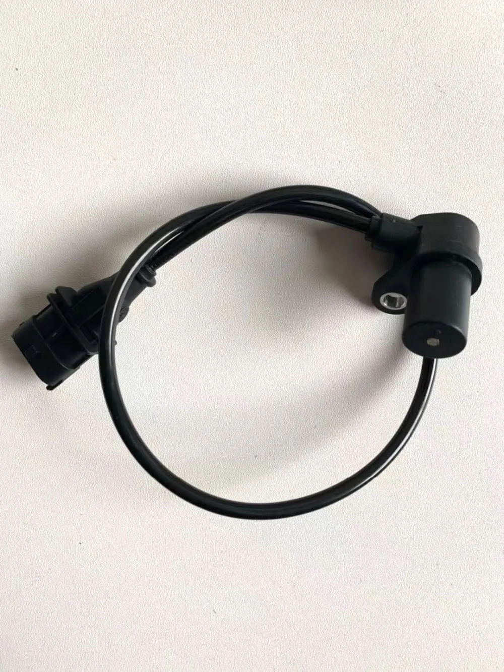 Brand-new-Camshaft-Position-Sensor-WE0118221A-WE01-18-221A-WE0118221 ...