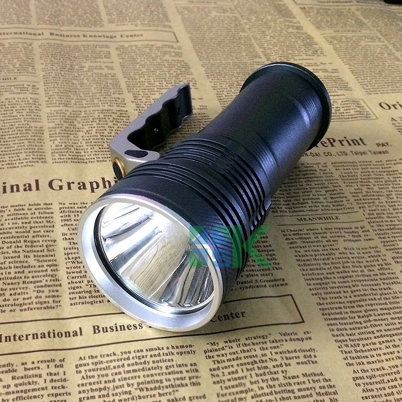 Brightest Chargeable Handheld Flashlight for Mountaineering Outdoor ...