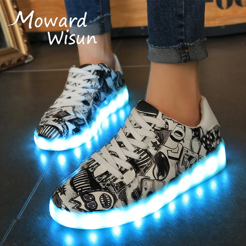 Fashion Luminous Glowing Sneakers with Light Soles USB Light Up Shoes ...