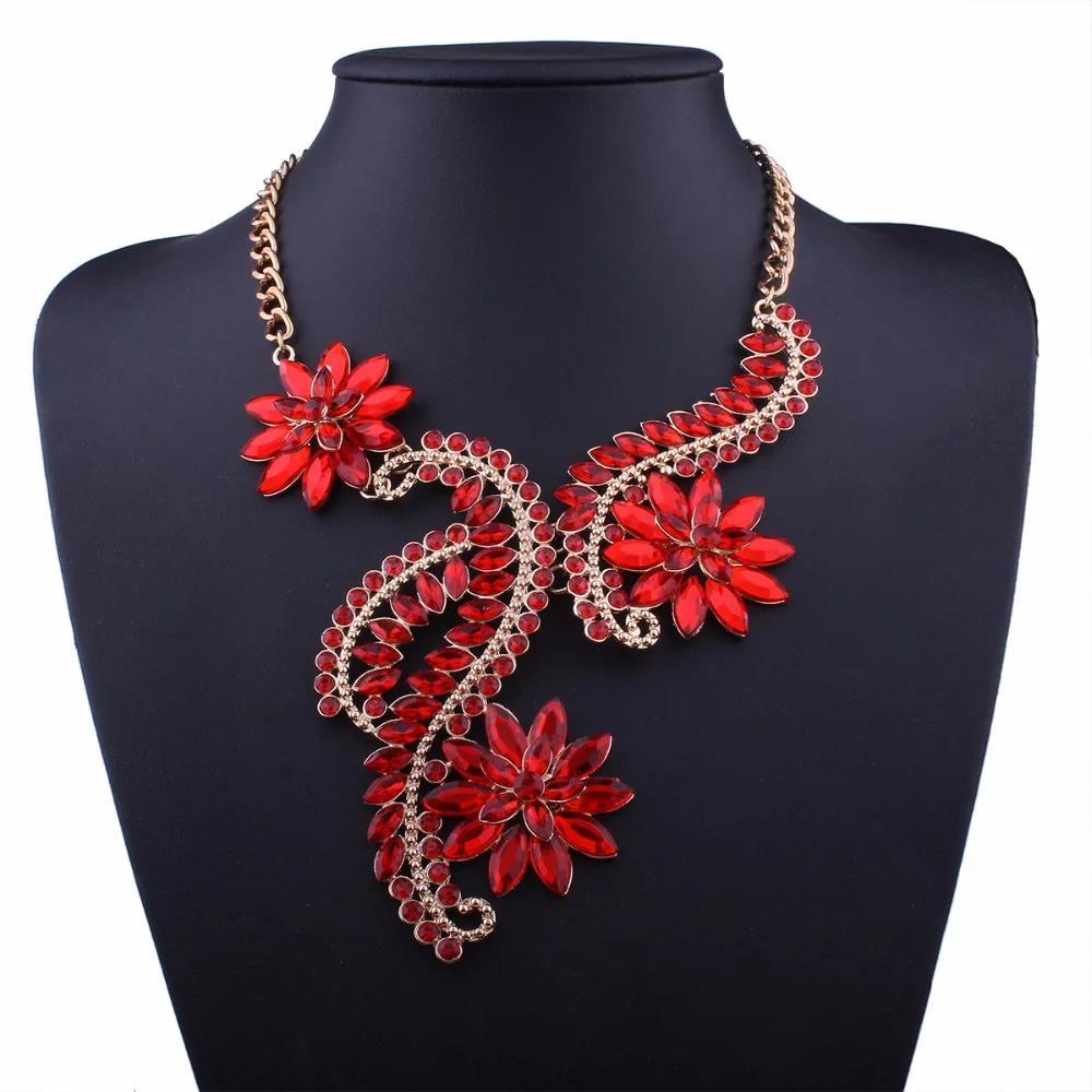Drag Queen Floral Rhinestone Statement Necklace - Queerks™