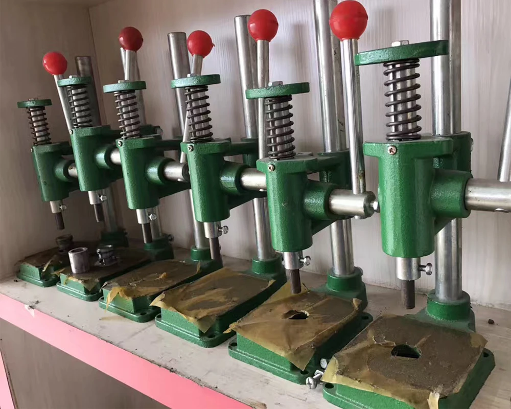 (2sets/lot) Fabric Button Machine + (5pcs/lot) 16MM 28L Button Cutting ...