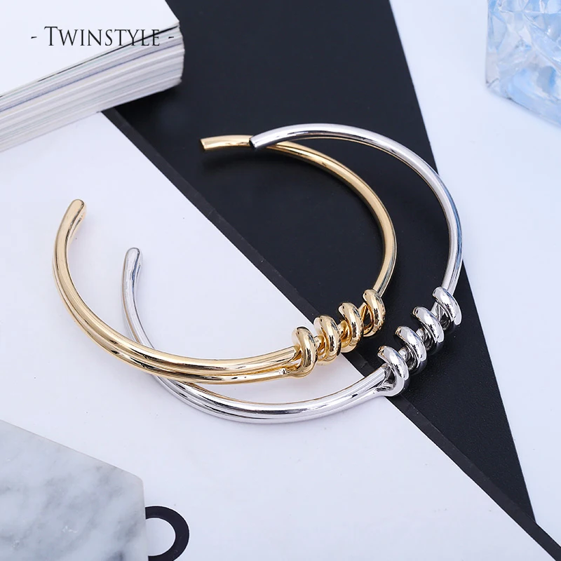 Smooth circle of four single and double layer bracelet personality retro opening act the role ...