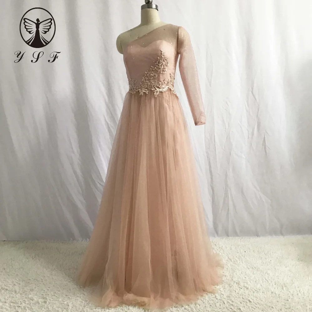 Vestidos de baile simples, mas elegantes, rosa coral, um ombro, aplique ...