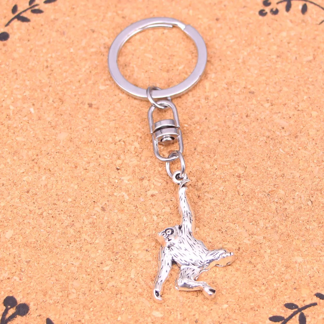 Hot sale New key chain key ring silver plated monkey keychain for car ...