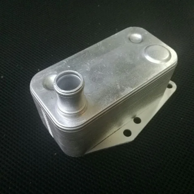 Aluminum Engine Oil Cooler For Bmw E90 3 Series 2007,oe: 11427787698 ...