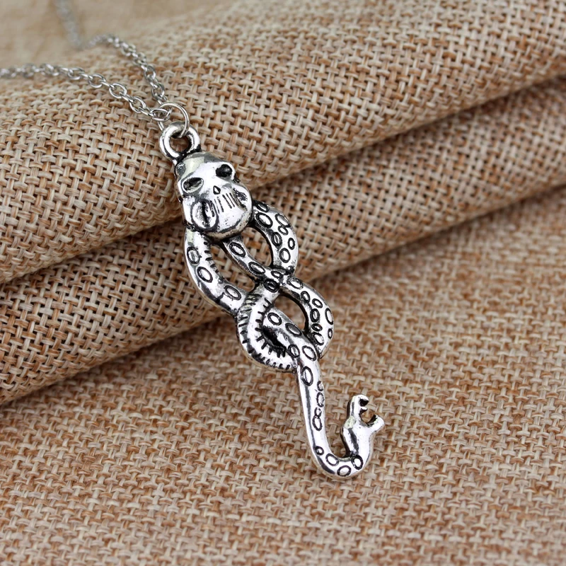 Lord Voldemort Pet Nagini Snake Pendant Horcrux Necklace Vintage ...
