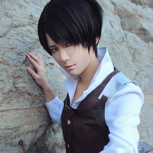 Rivaille Levi With Glasses