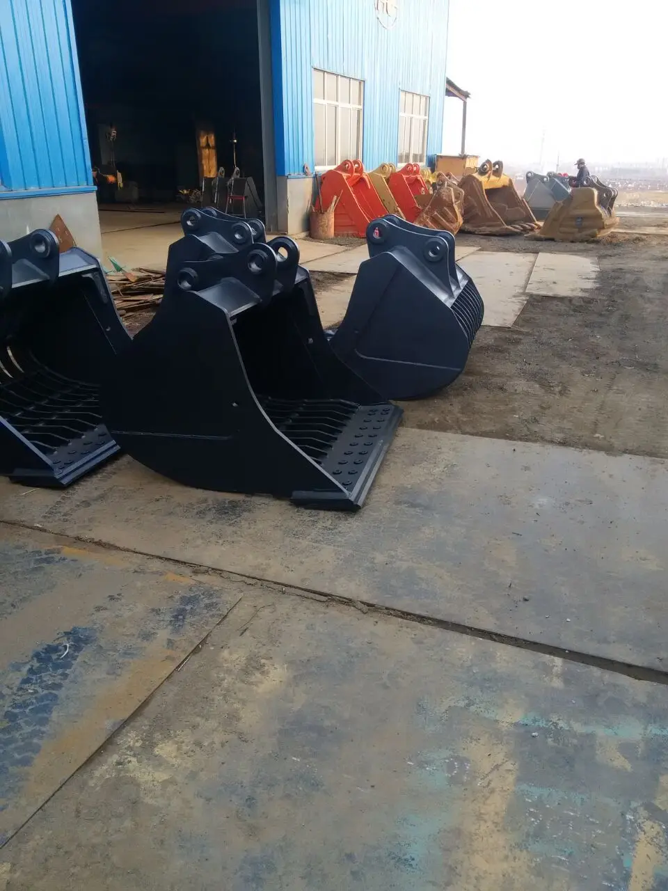 CATE320-excavator-Sieve-bucket-shake-screen-bucket-1500-width-with ...