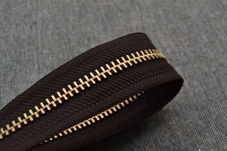 Cloth Zippered Wallets | semashow.com