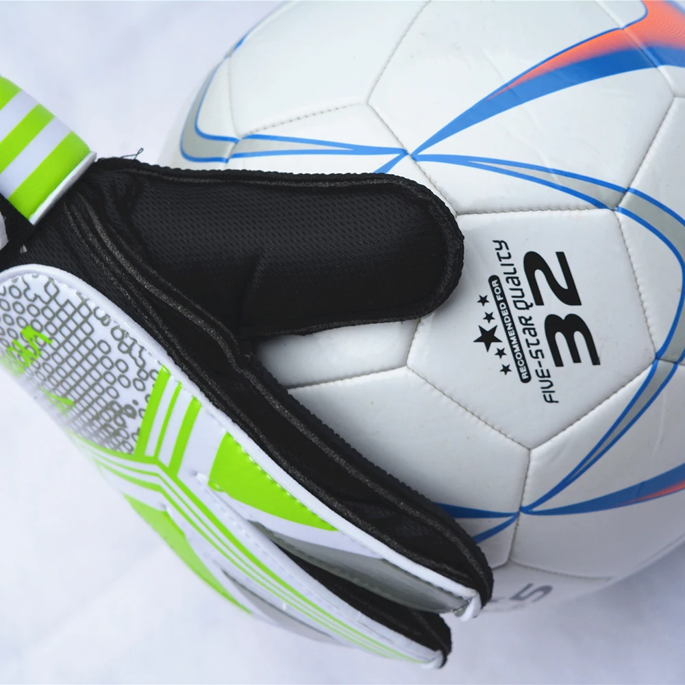 WYOTURN Children Soccer Goalkeeper Gloves Football Professional 5 ...