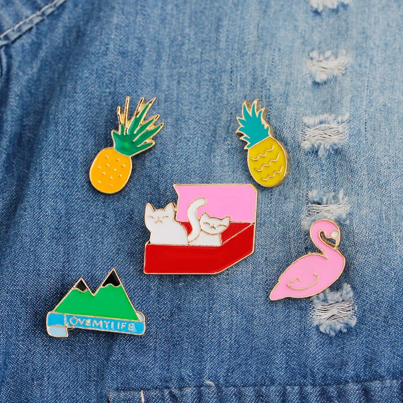 Pin con diseño de gato blanco, amarillo, naranja, piña, dibujos ...