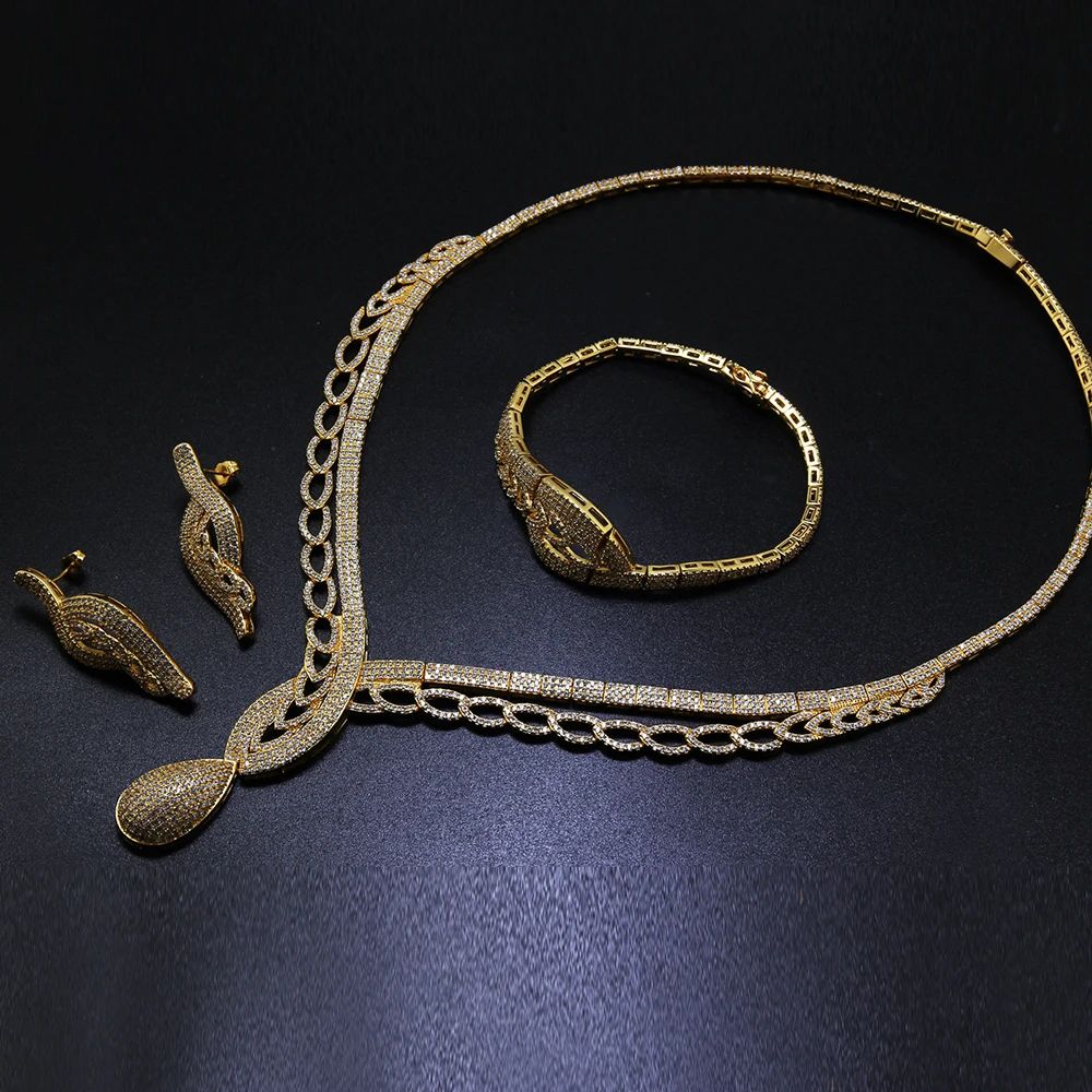 Limited edition Luxurious jewelry sets for party Gold color Necklace ...