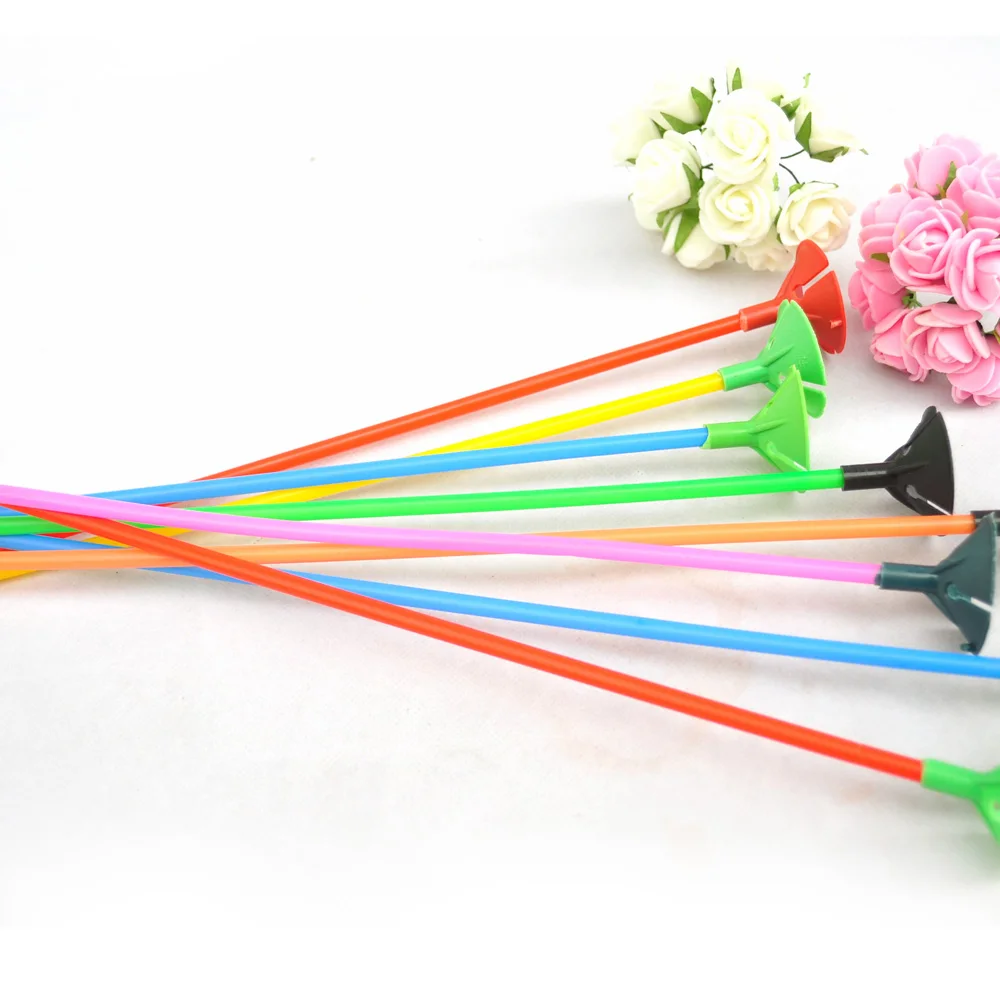 Stack cups with balloons - sekaage