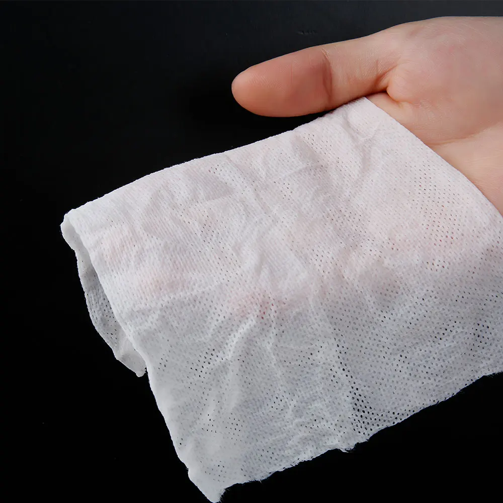 Сжатый одноразовое полотенце путешествия на открытом воздухе Лицо Руки ...