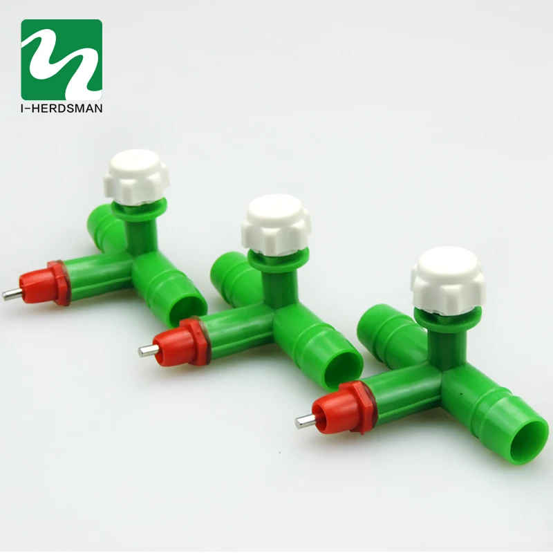 Automatic Chicken Watering System Automated Poultry Watering System ...