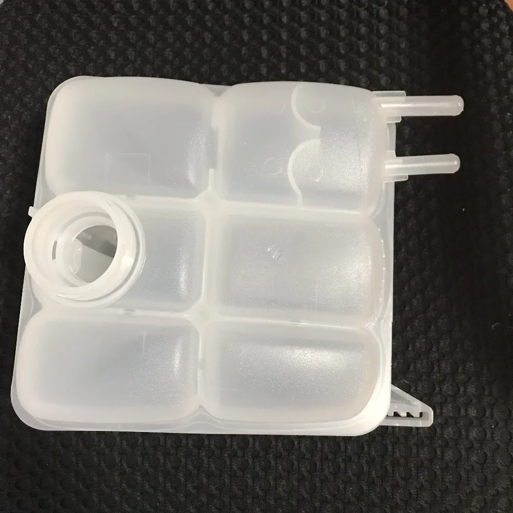 Réservoir d'expansion de débordement de liquide de refroidissement ...