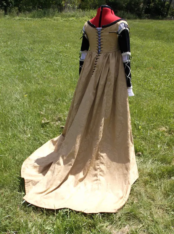 Renaissance Dress Patterns
