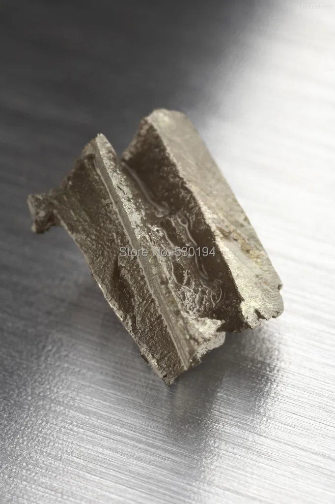 Scandium-Metal-Sample-50-gram-99-95-VAC-PACKED.jpg