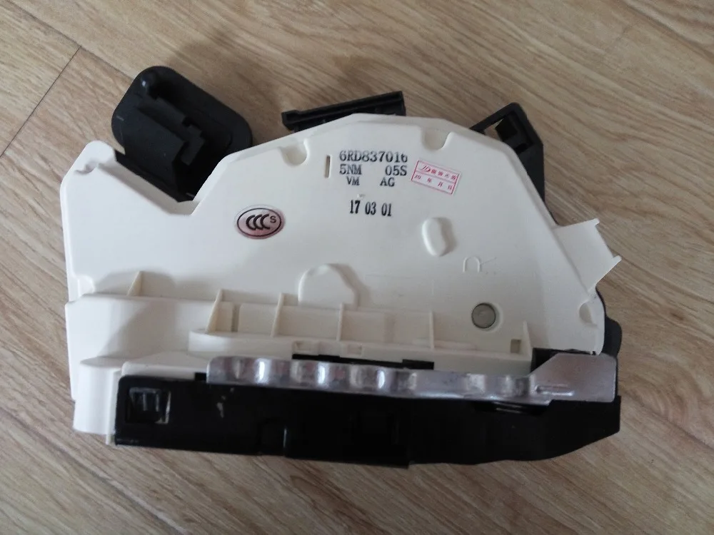 Front Right Original Door Lock OEM 5K1837016D/ 6RD 837 016 for VWGOLF VI (5K1) VWPOLO (6R, 6C ...