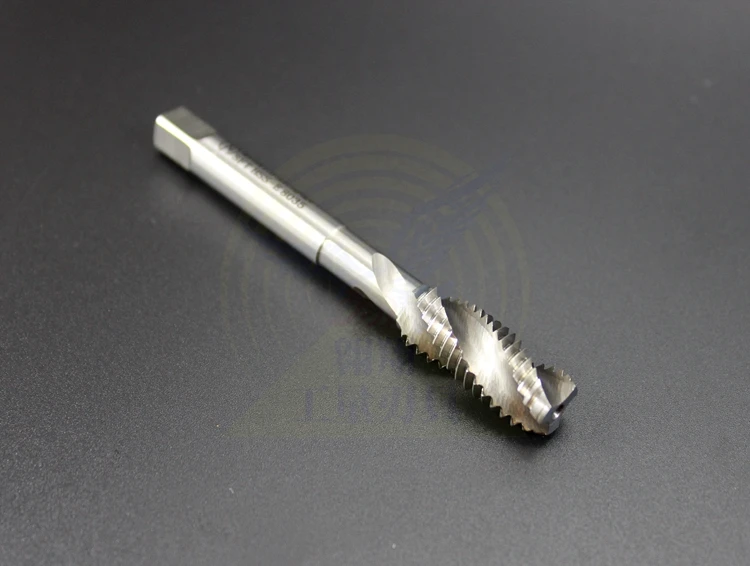 Tournevis,Japon Metric Spirale Flûte Perceuse À Vis Taraud HSS-E- M5X0.8-10PCS - Cdiscount Bricolage