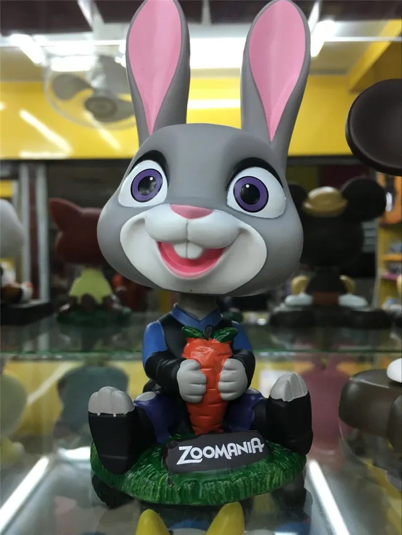 ZOOTOPIA Car Styling Robot Head Shaking Toy Car Ornament Decoration ...