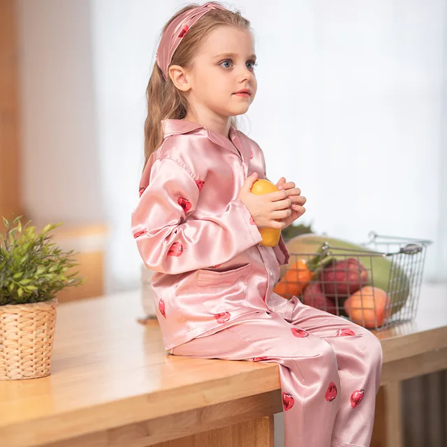 2019 New Silk Skin Friendly Sweet Strawberry Cute Long Sleeves Girl 2019-new-silk-skin-friendly-sweet-strawberry-cute-long-sleeves-girl