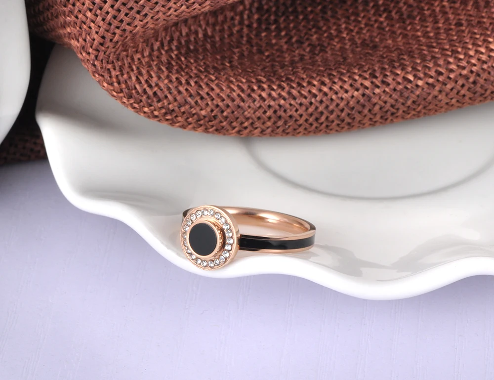 Shinning Rhinestones Rose Gold Color Ring | Muduh Collection