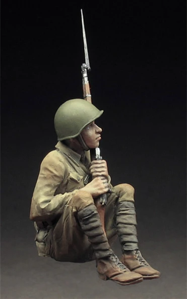 1/35 Resin Figure Model Kit 103 Red Army Rifleman One Figures ...