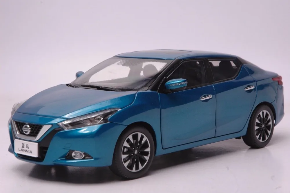 1:18 Diecast Model for Nissan Lannia 2015 Blue Alloy Toy Car Collection ...
