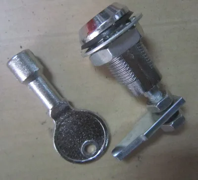 HIGER-KINGLONG-BUS-compartment-door-lock-with-keys-55T32-08341-bus ...