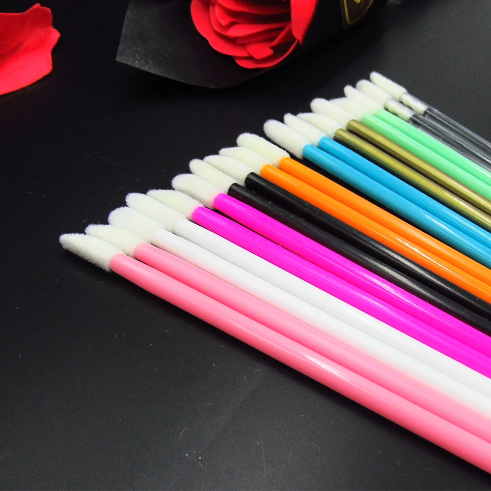 50PCS Disposable MakeUp Lip Brush Lipstick Gloss Wands Applicator Make ...