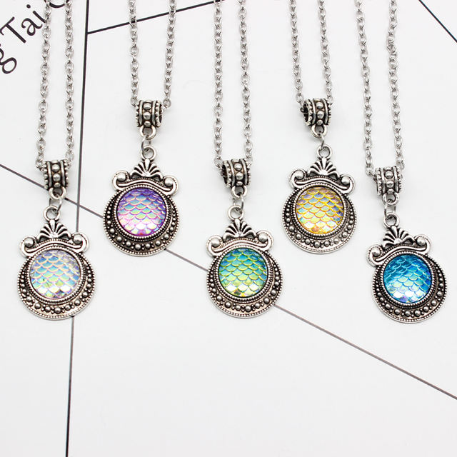 Colorful Fish Scale Necklace