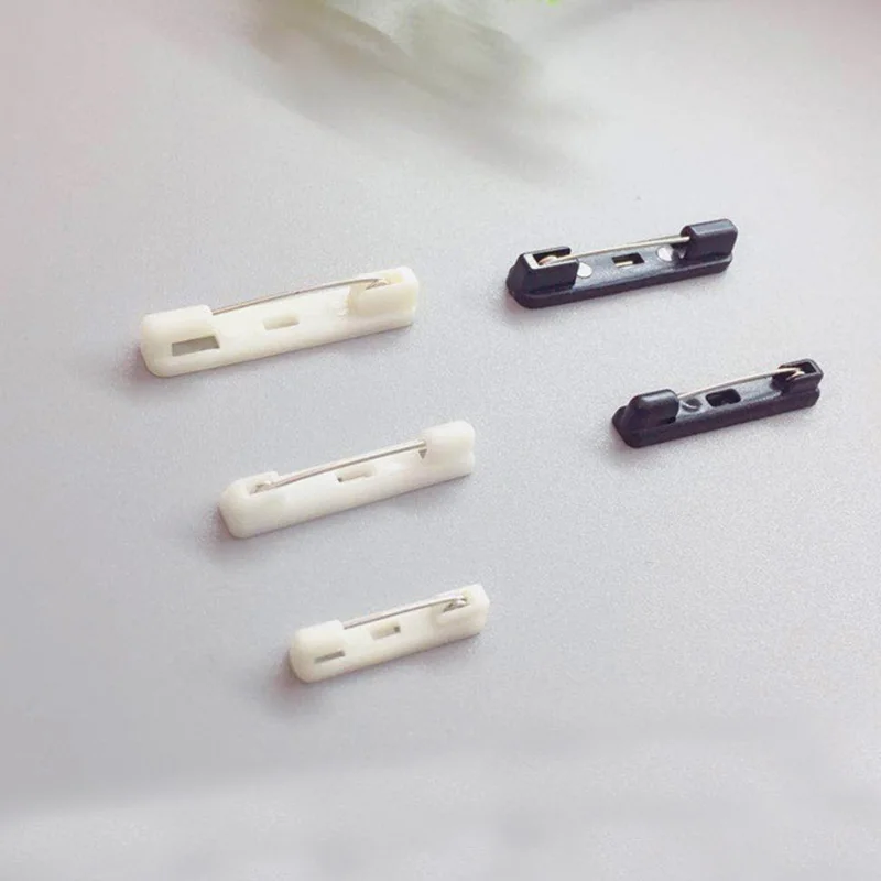 50PCS-2-0cm-3-0cm-3-6cm-white-plastic-brooches-pin-backs-black-plain ...