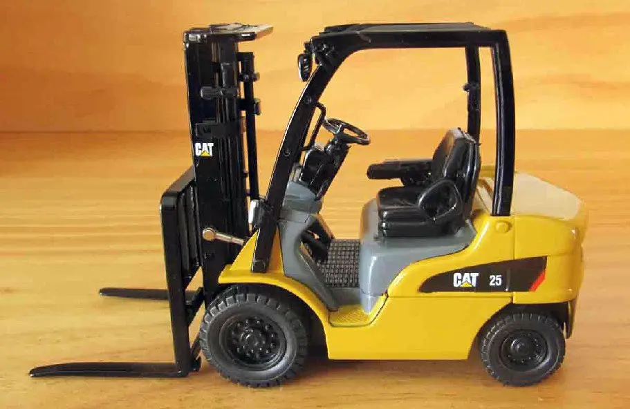 Aliexpress.com : Buy N 55256 1:25 CAT DP25N Forklift Truck toy from ...