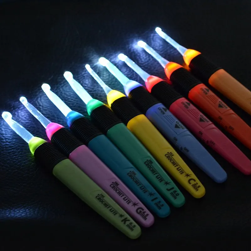 Led Crochet Hook Set Light Knitting Needle Multicolour Hooks Lighted Up ...