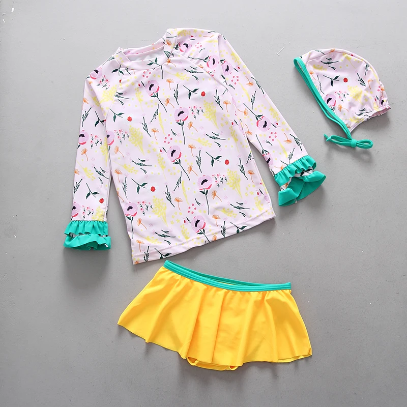 UPF50 Girls Swimwear Two Pieces Rash Guards Floral Printed Long Sleeve ...
