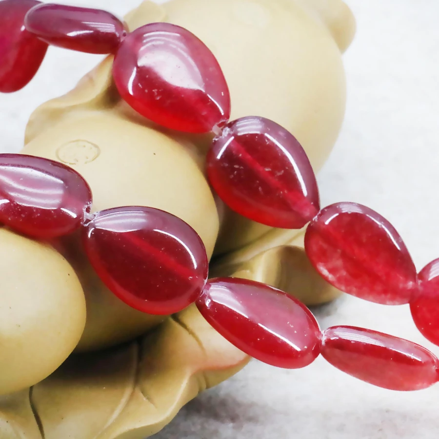 Nuevos accesorios de moda, lágrimas de Calcedonia roja, goteo suelto ...