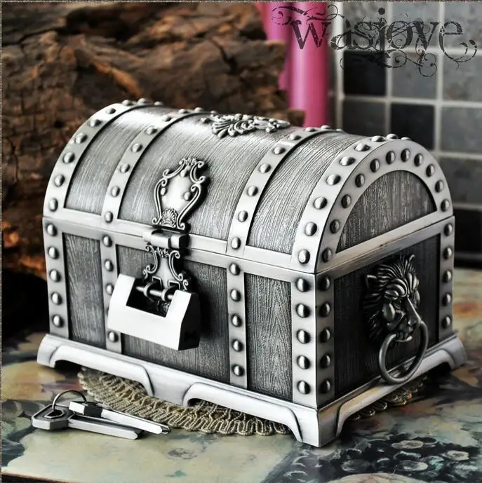 Pirates of the Caribbean Treasure Chest with Lock 2 Layers Vintage ...