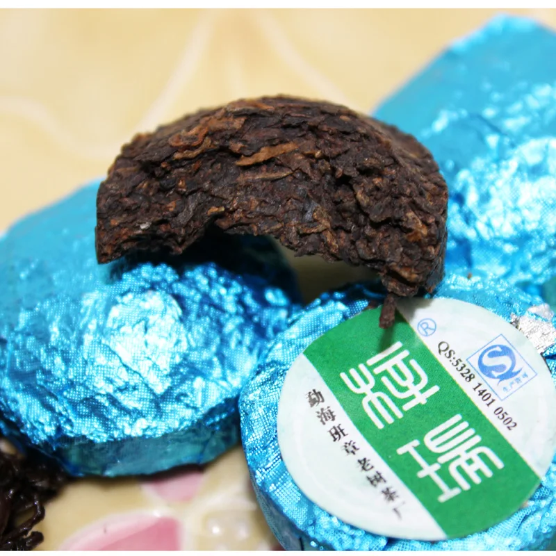 2016Hot Sale Chinese Puer Tea Original Flavour Yunnan Pu erh Tree Great ...