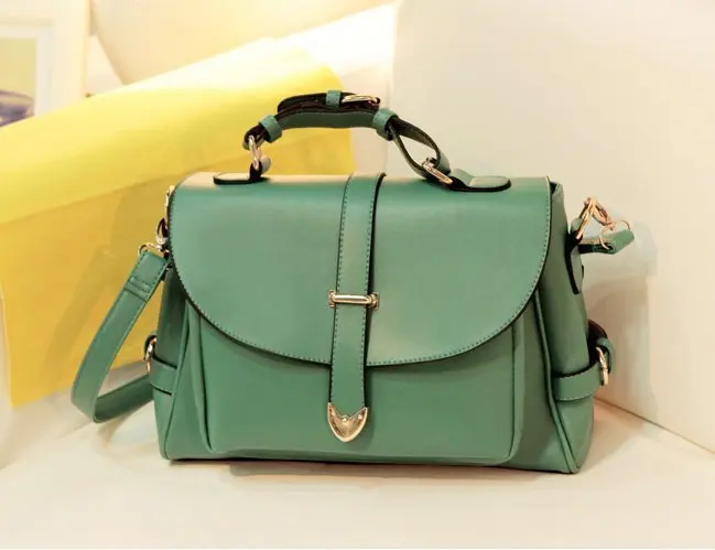 Most Popular Purse Color | semashow.com