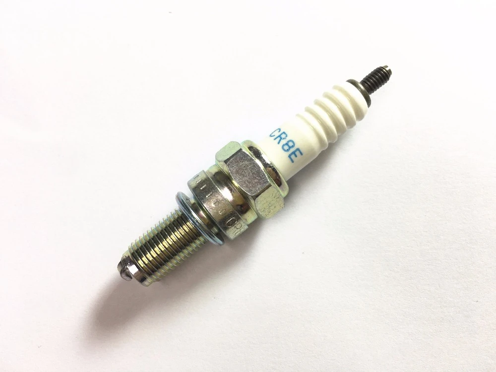 Spark Plug CR8E For Benelli Stels BN251 TNT25 BN302 TNT300 BN600 TNT600 ...