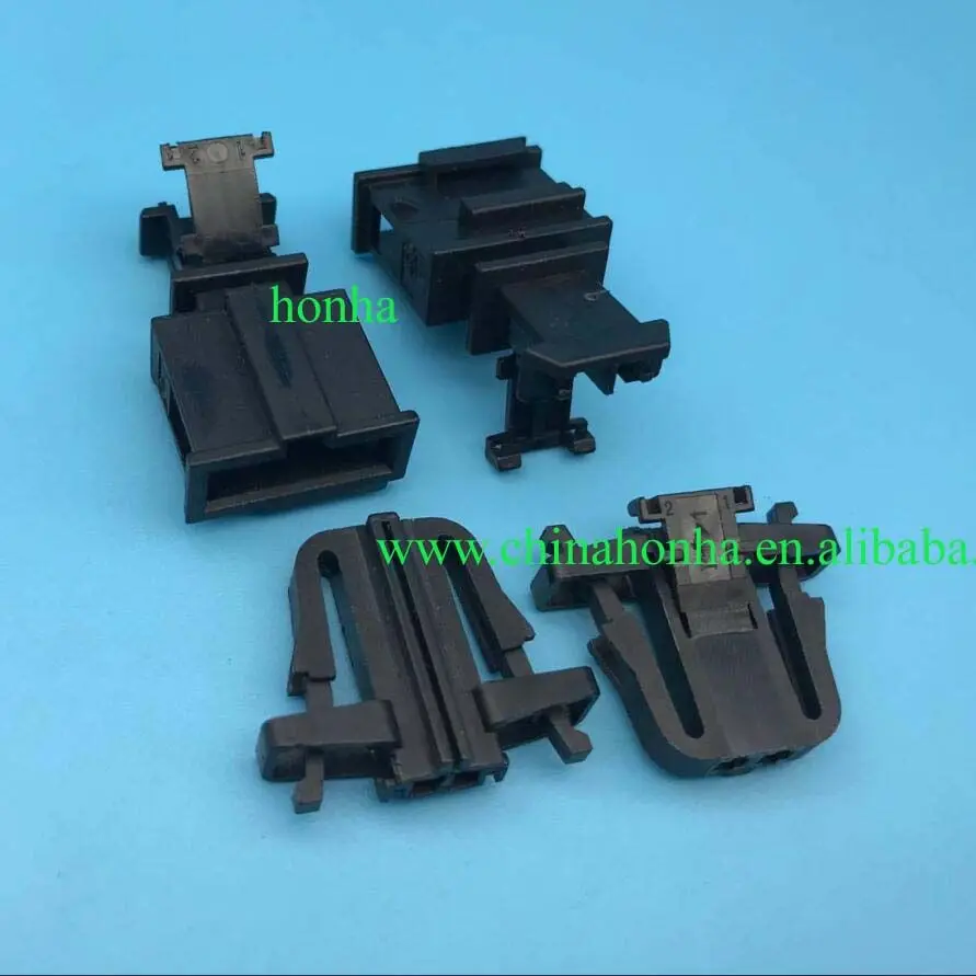 2-Pin-Car-Plug-for-License-plate-lamp-Car-door-connector-3B0-972-712 ...