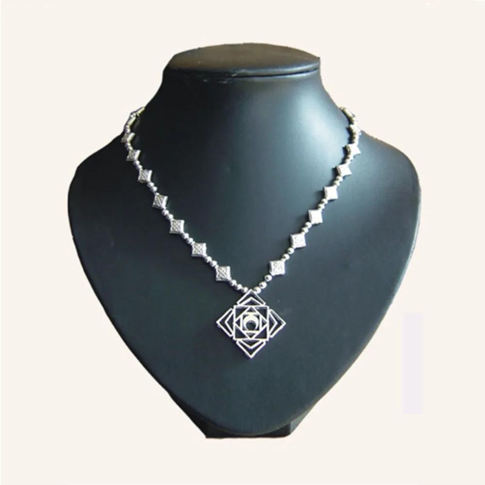 Athemis Vampire Knight KurosuKuran Yuki cosplay accessories - buy at ...