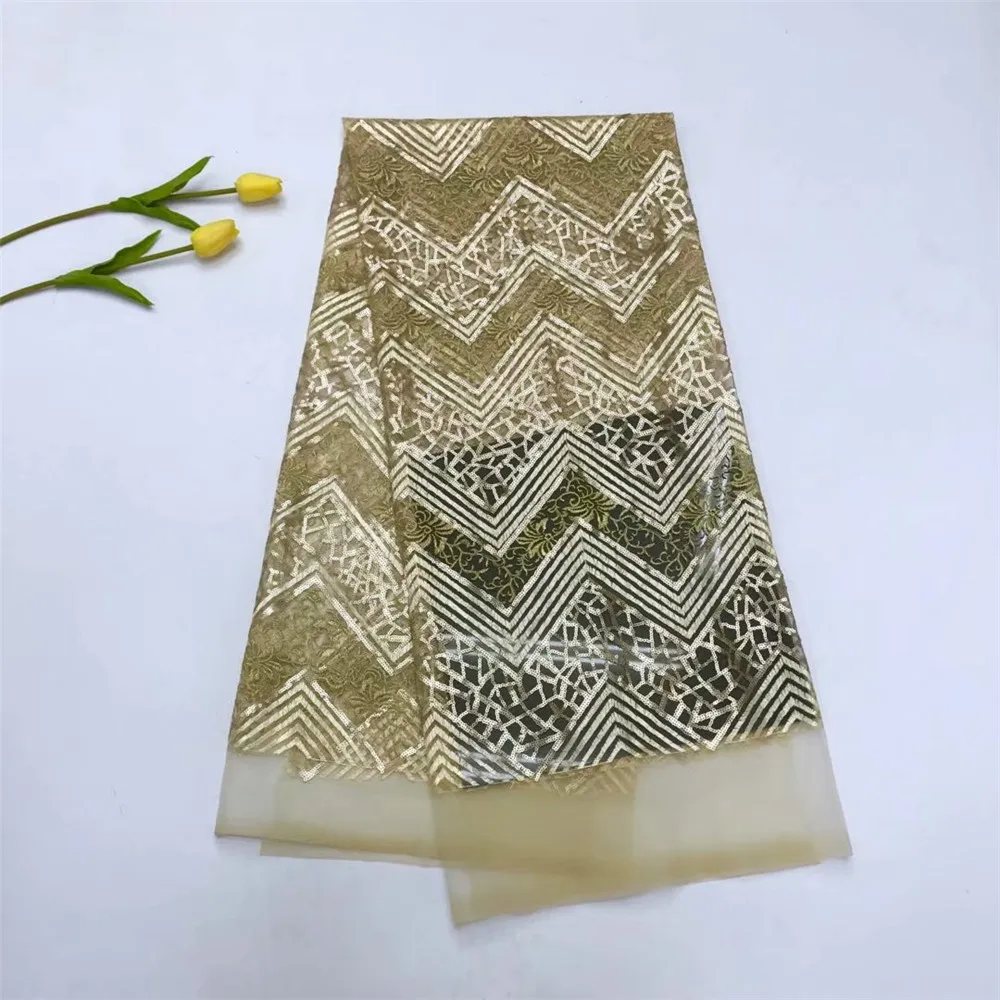 Diseño de Moda dorada hermosa tela de encaje de Red africana con ...