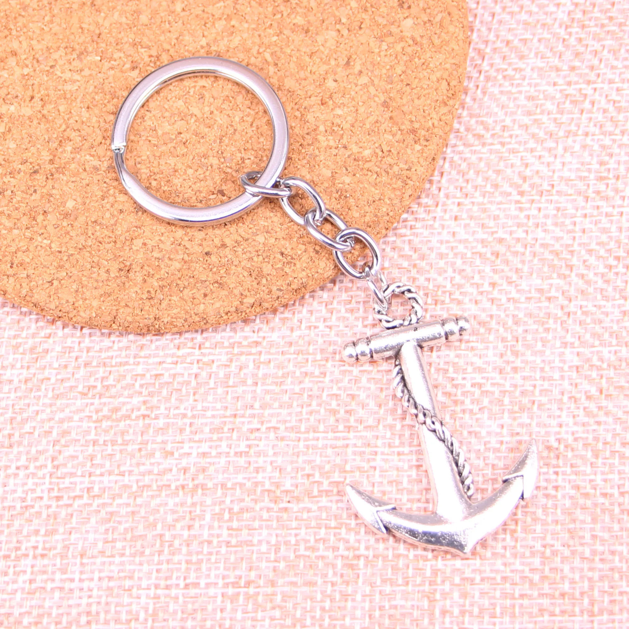 New Fashion Car Keychain Silver Color Metal Key Chains Accessory ...