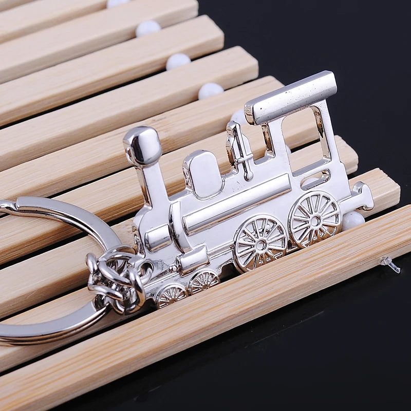 (50 Pieces/lot) Personalized Wedding Souvenirs Locomotive Key Ring ...