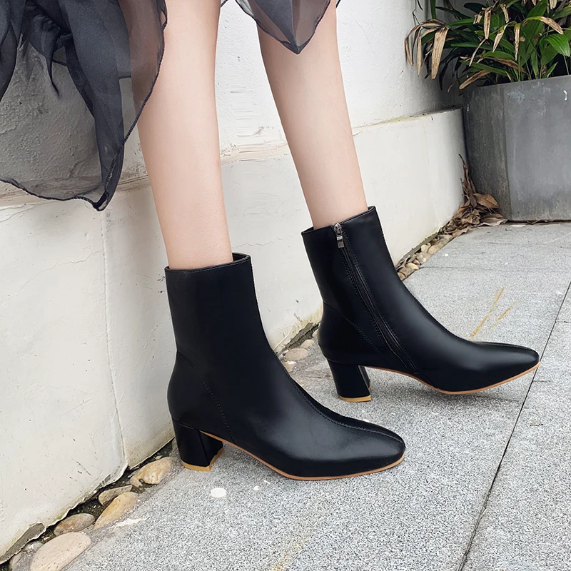 Botas para mujer de media pantorrilla con punta en pico y cremallera ...